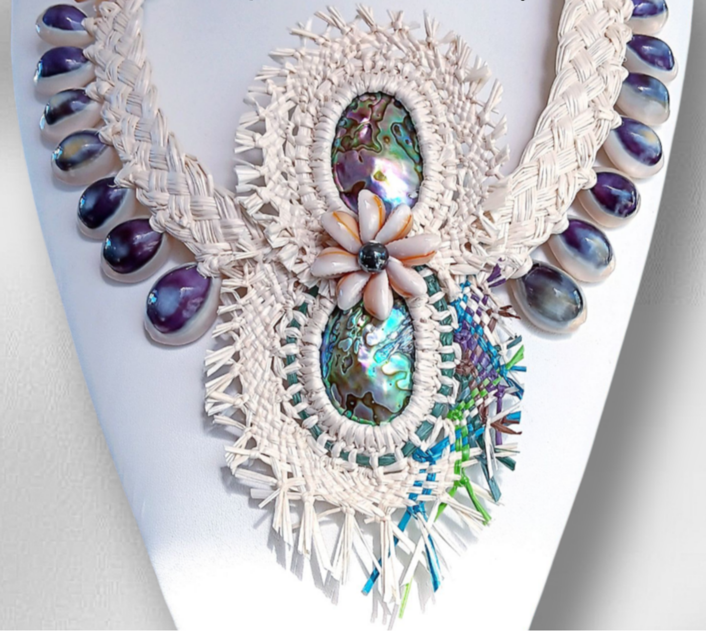 Tropical Raro Crafts